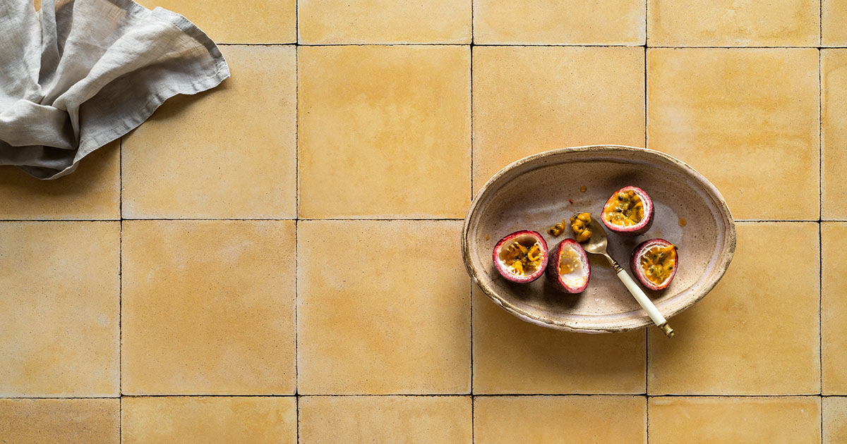 Gele tegels backdrop van vinyl met prachtige kleurschakeringen